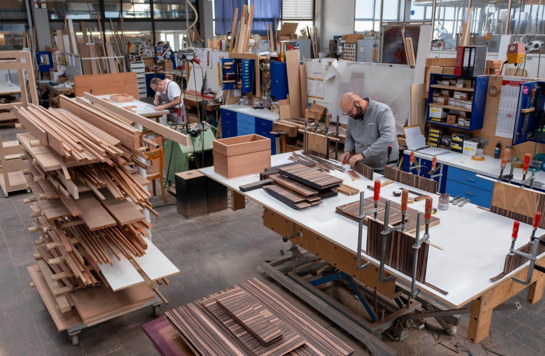 Automation technology in the humidor - perfectly controlled relative ...
